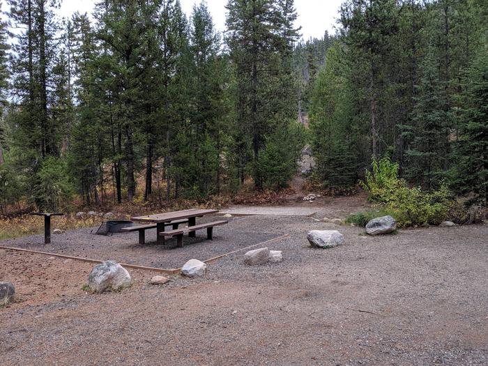 Take a trip to Warm Lake Campground - Outdoorsy in Cascade, ID | Outdoorsy
