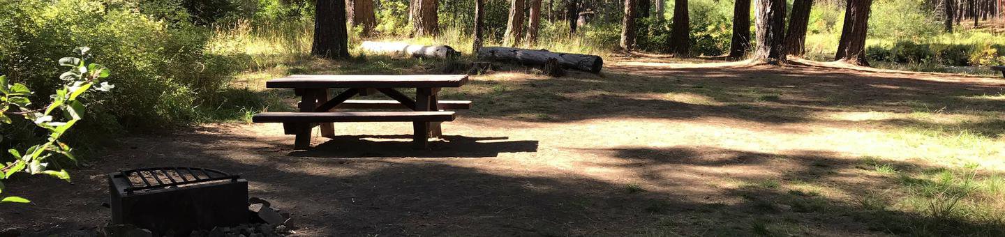 Take a trip to Camp Sherman Campground - Outdoorsy in Camp Sherman, OR ...